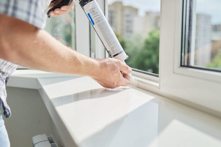 Caulking Outside Windows in 2025: Tips, Limits & Fixes